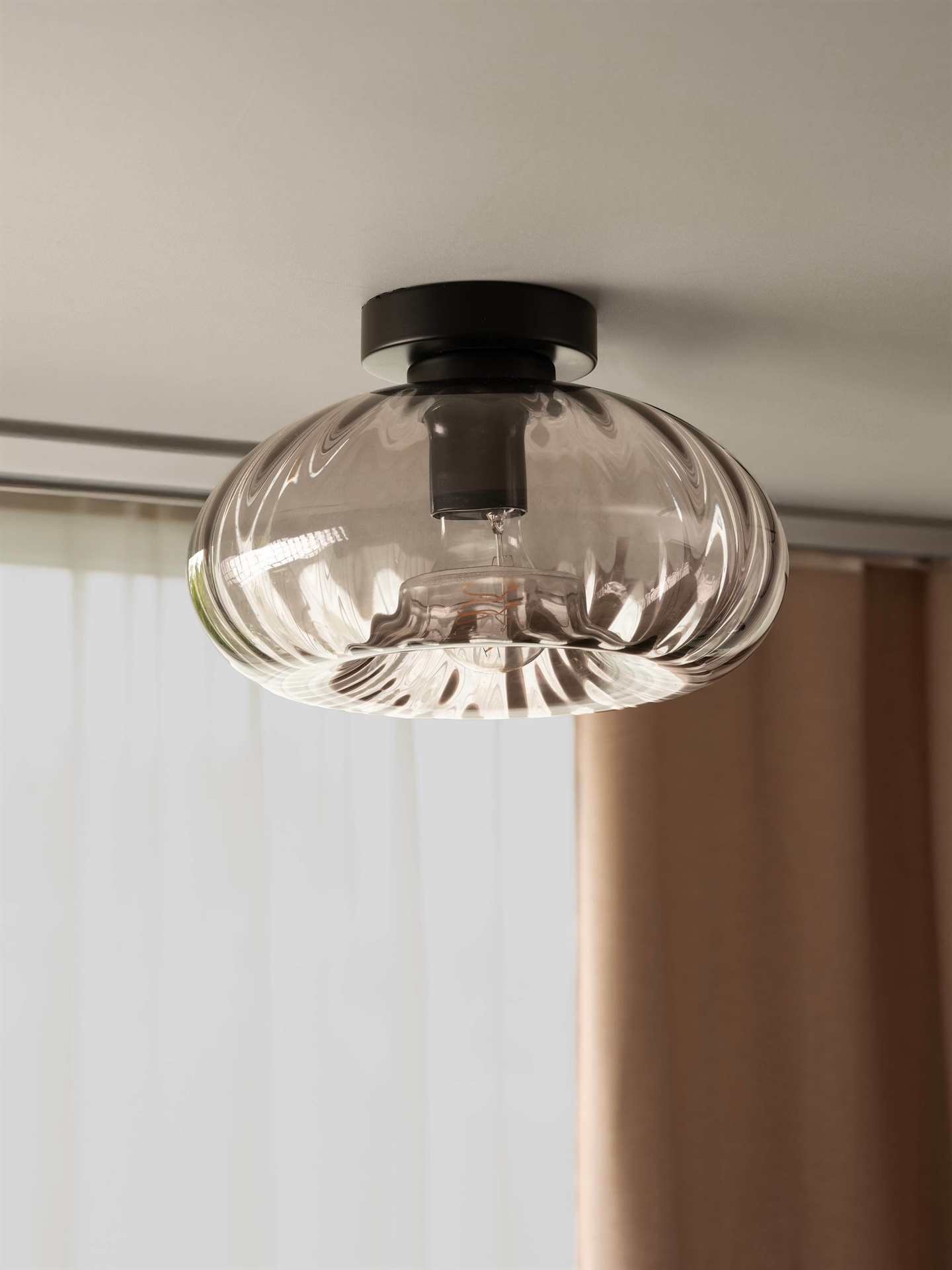 Osram Decor Smoke Glass væglampe/loftlampe